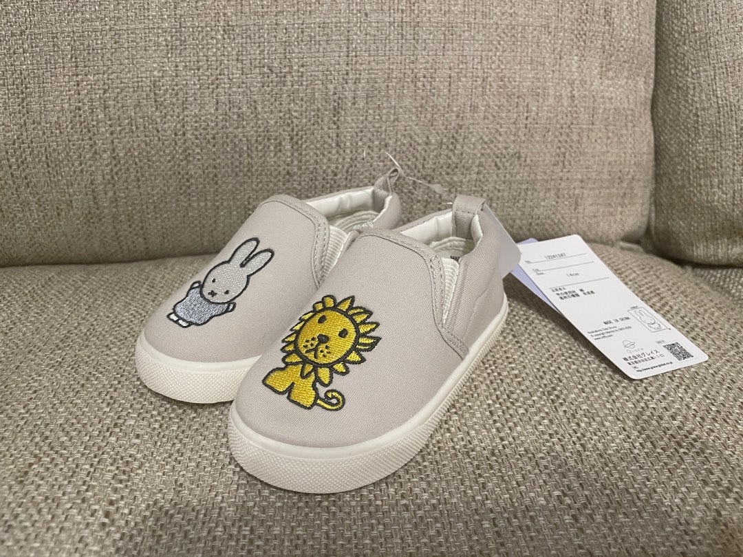 日本代購 - Miffy 鞋 14CM, 兒童＆孕婦用品, 嬰兒及小童流行時尚 - Carousell