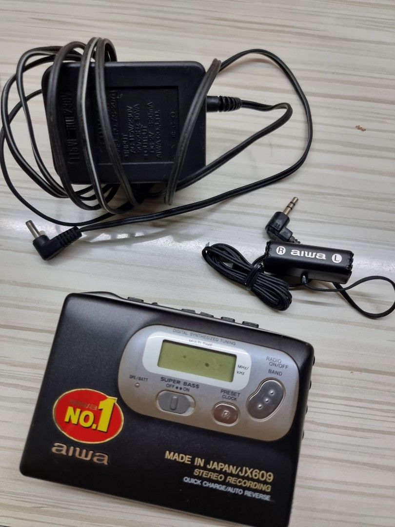 Aiwa Stereo Radio Cassette Recorder Model HS-JX609, Audio, Portable Music Players on Carousell