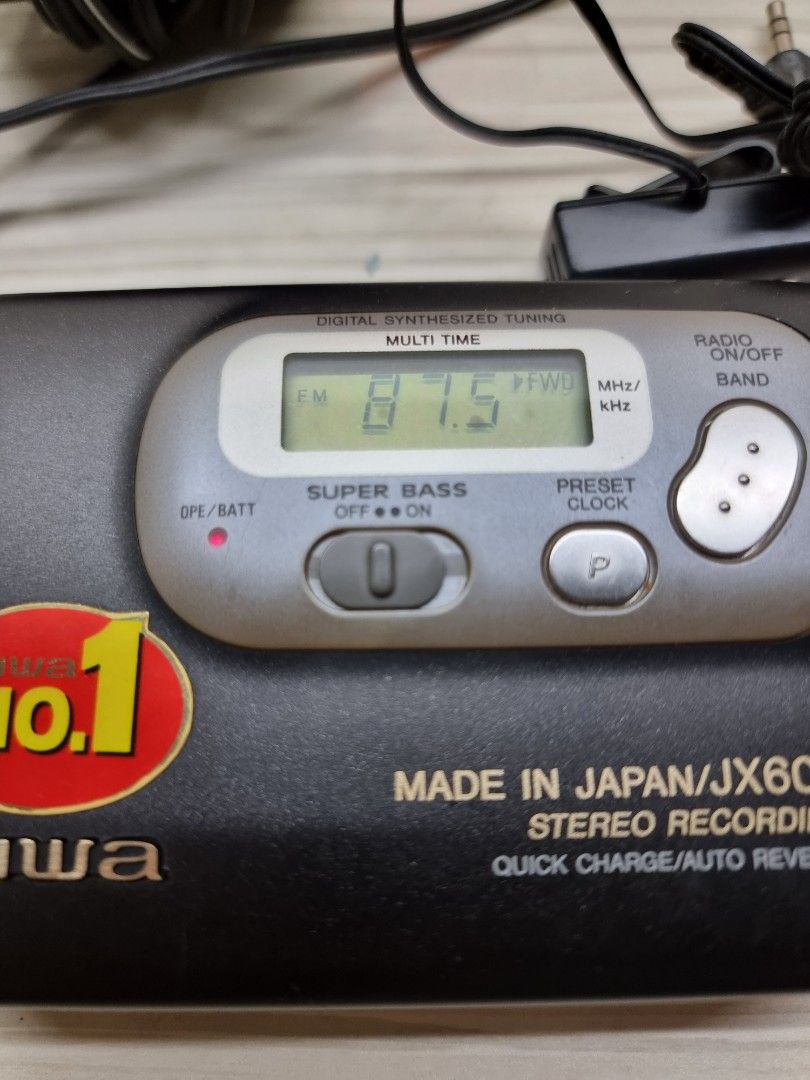 Aiwa Stereo Radio Cassette Recorder Model HS-JX609, Audio, Portable Music Players on Carousell