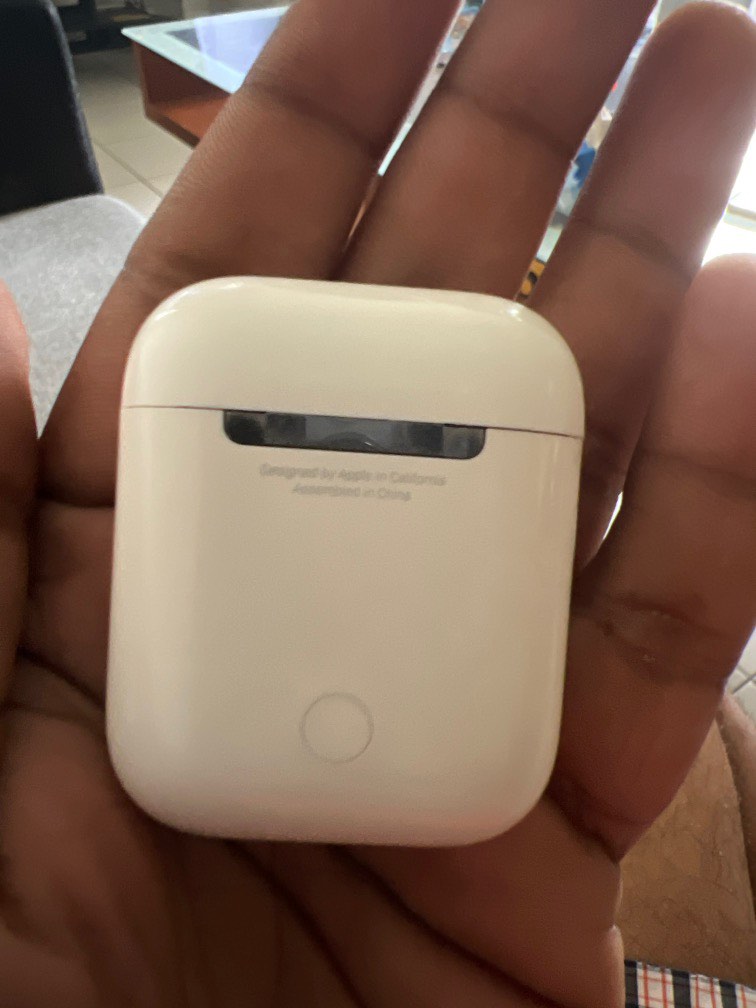 Apple EarPods Gen2, Audio, Earphones on Carousell