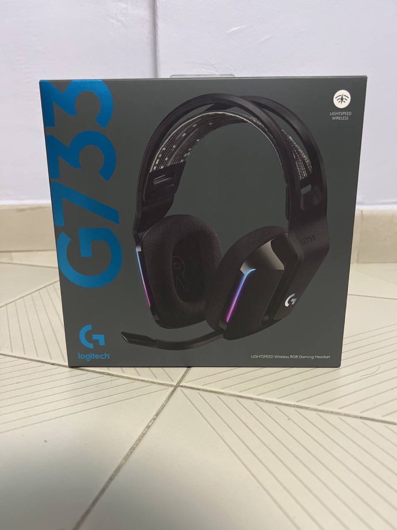 BN Logitech G733 LIGHTSPEED Wireless Gaming Headset with suspension ...