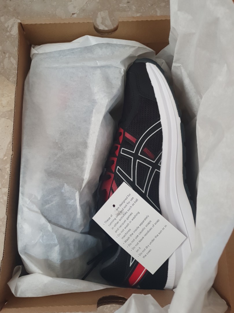BNIB Asic Running shoes size US9, Men's Fashion, Footwear, Sneakers on ...