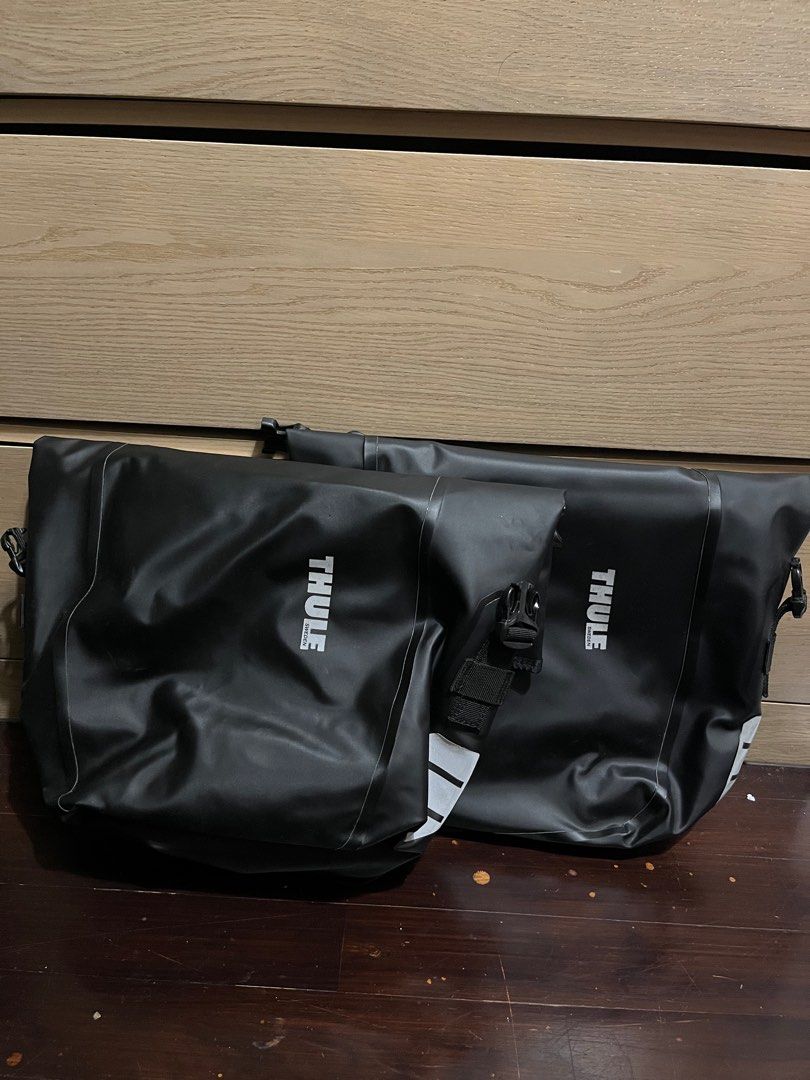BNIB Thule Shield Pannier & Bontrager Bike Rack, Sports Equipment ...