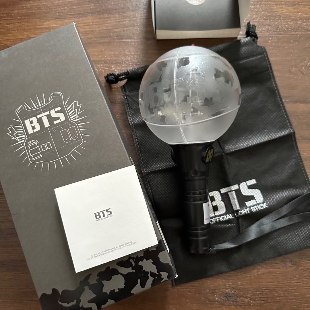 BTS Official Light Stick Army Bomb (Version 1), Hobbies & Toys ...