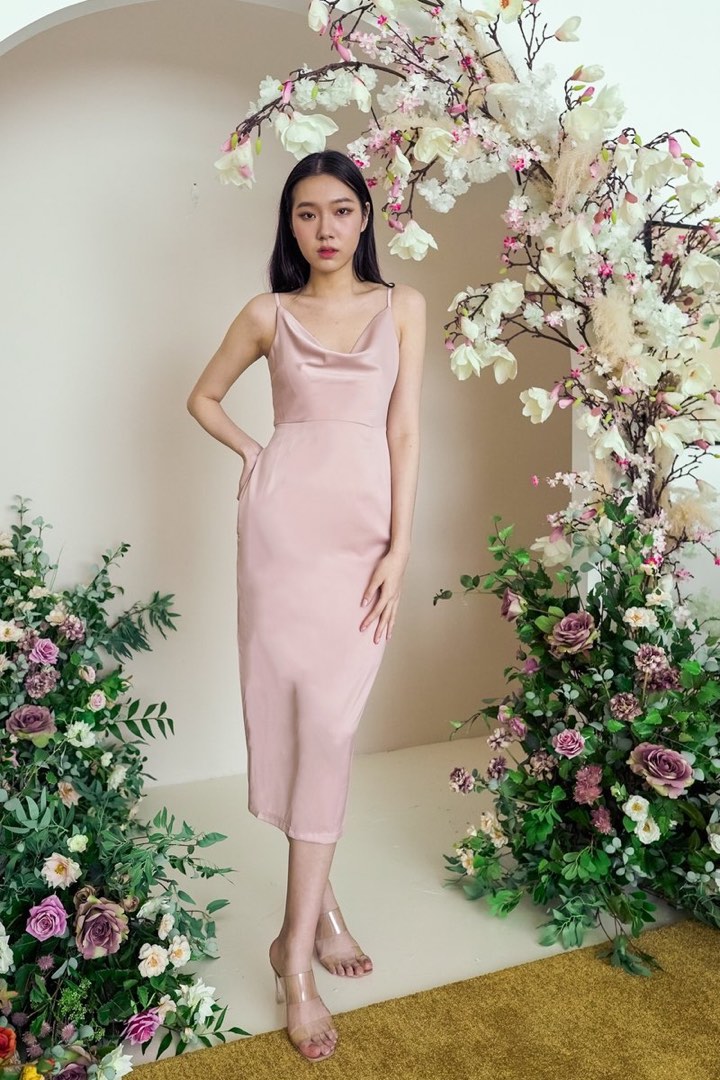 Carrislabelle Satin Cowl Neck Midaxi, Women's Fashion, Dresses & Sets, Dresses on Carousell