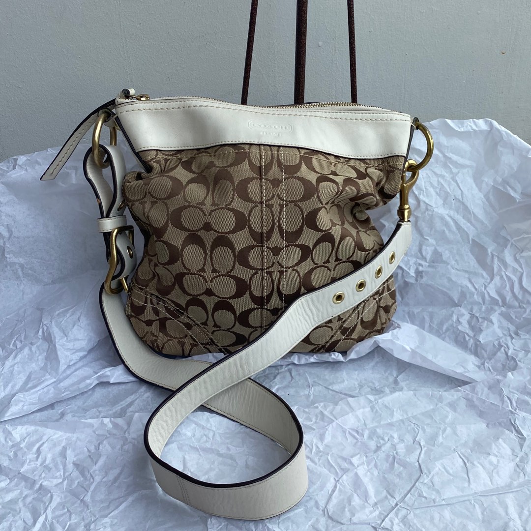 Coach Sling Bag, Women's Fashion, Bags & Wallets, Cross-body Bags on ...