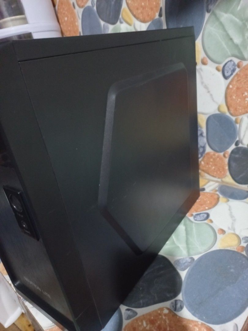 Cpu set, Computers & Tech, Desktops on Carousell
