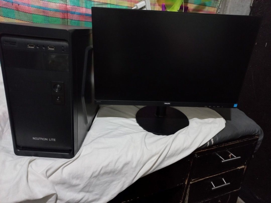 Cpu set, Computers & Tech, Desktops on Carousell