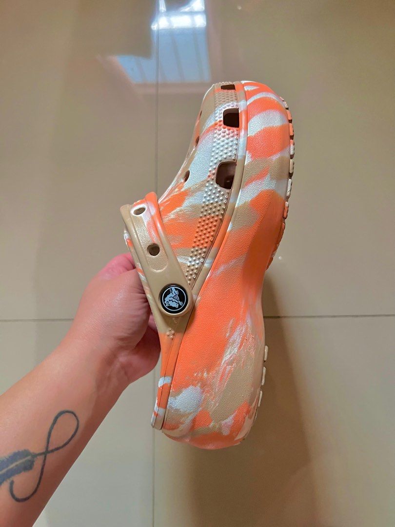 Crocs Classic Platform Marbled Clog in Chai Multi, Women's Fashion ...