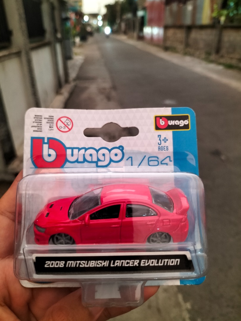 Diecast BBurago 2008 Mitsubishi Lancer Evolution Merah, Toys ...