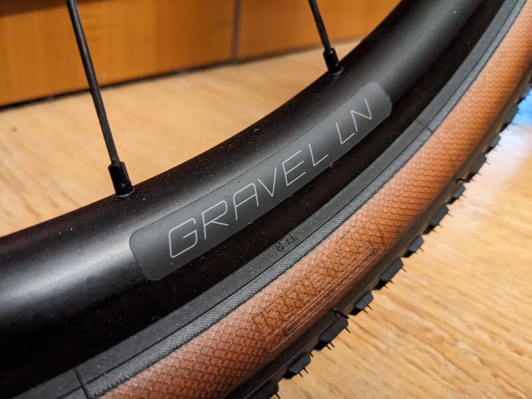 DT Swiss Gravel LN Wheelset 650b Pirelli Cinturato Gravel H, Sports ...