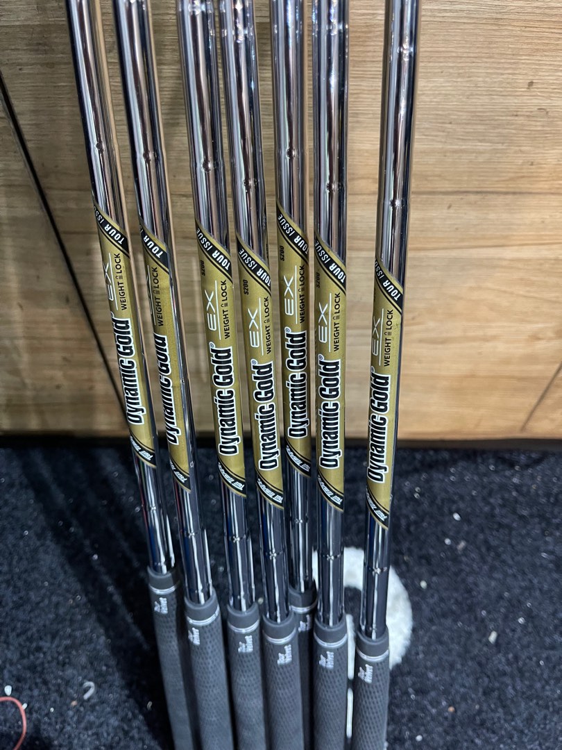 Dynamic gold weight lock tour issue, Sports Equipment, Sports & Games ...