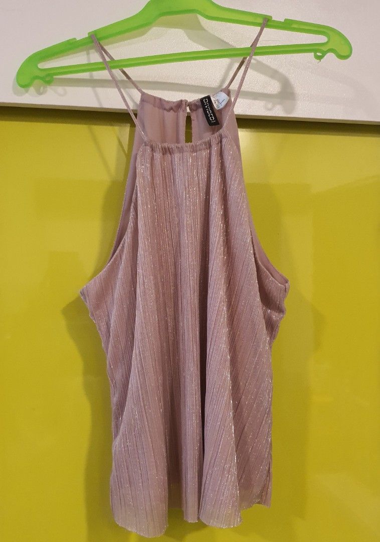 For Sale H M Top Women s Fashion Tops Sleeveless On Carousell for-sale-h-m-top-women-s-fashion-tops-sleeveless-on-carousell