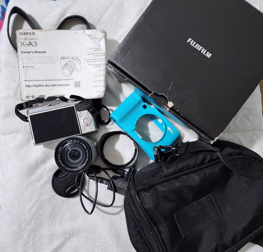 FUJIFILM XA-3 Mirrorless Camera, Photography, Cameras on Carousell