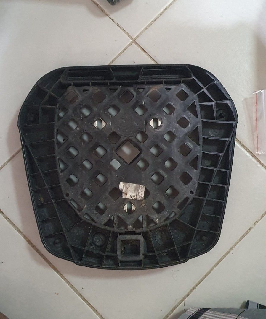 Givi top box, base plate, mounting hardware, Motorcycles, Motorcycle ...