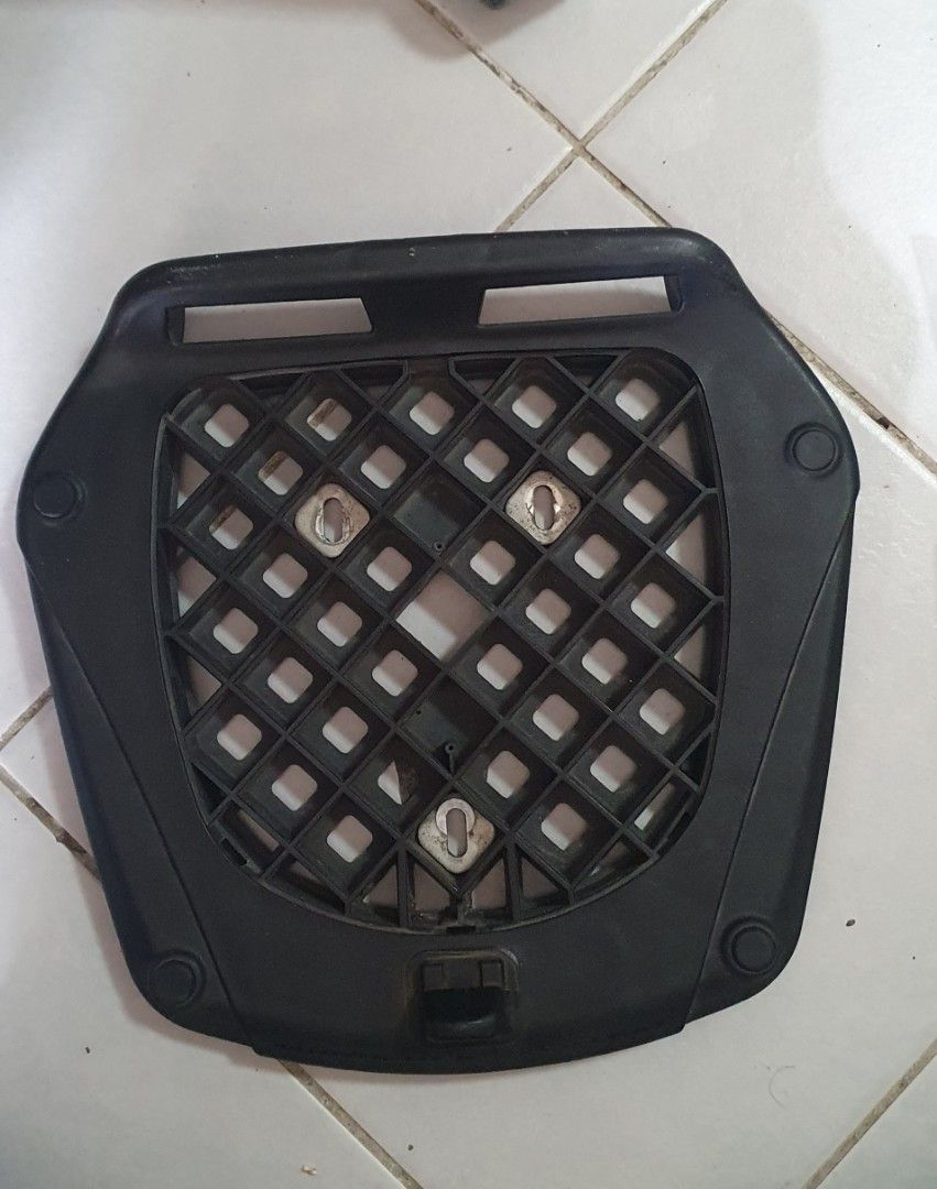 Givi top box, base plate, mounting hardware, Motorcycles, Motorcycle ...