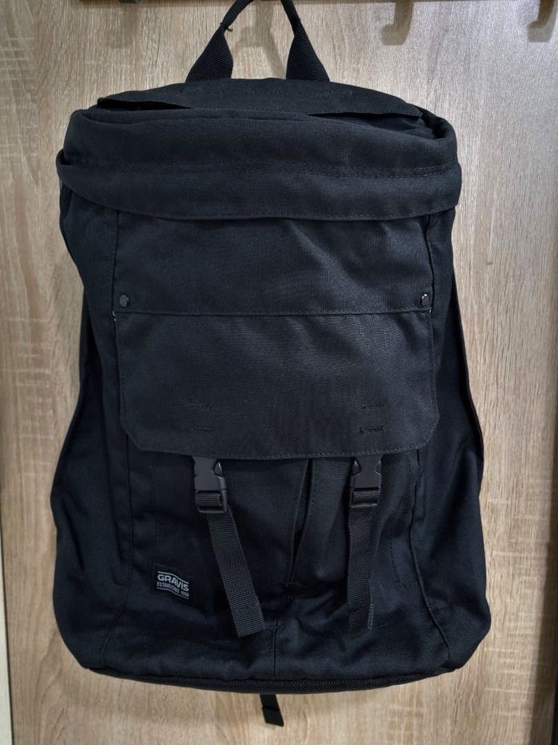 Gravis Backpack, Men's Fashion, Bags, Backpacks on Carousell