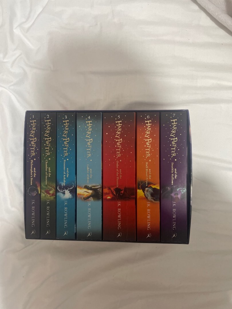 Harry Potter Series by JK Rowling, Hobbies & Toys, Books & Magazines ...