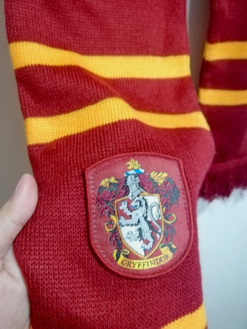 Harry Potter Gryffindor Scarf (Original: Bought from London's 9 3/4 ...