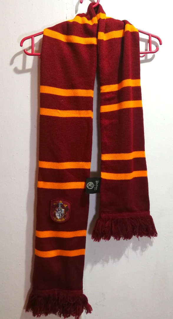 Harry Potter Gryffindor Scarf (Original: Bought from London's 9 3/4 ...
