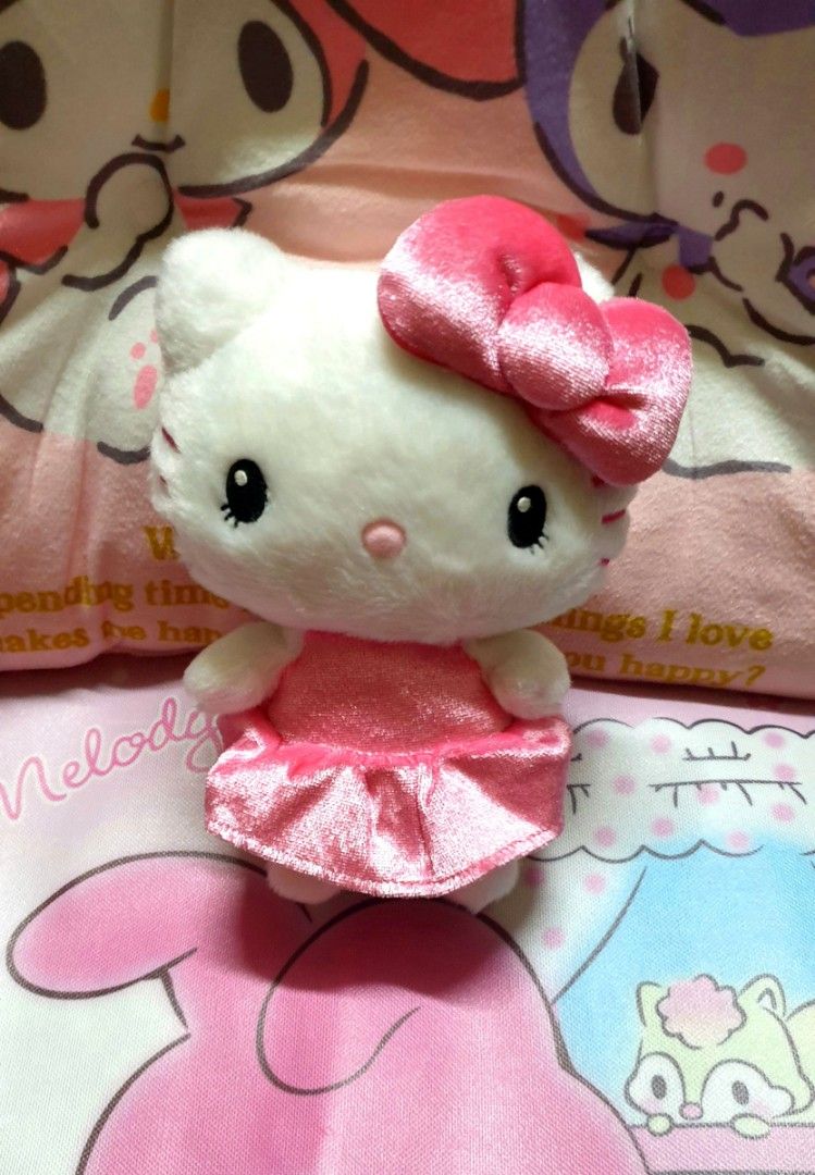 Hello Kitty (Universal Studios Japan), Hobbies & Toys, Toys & Games on ...