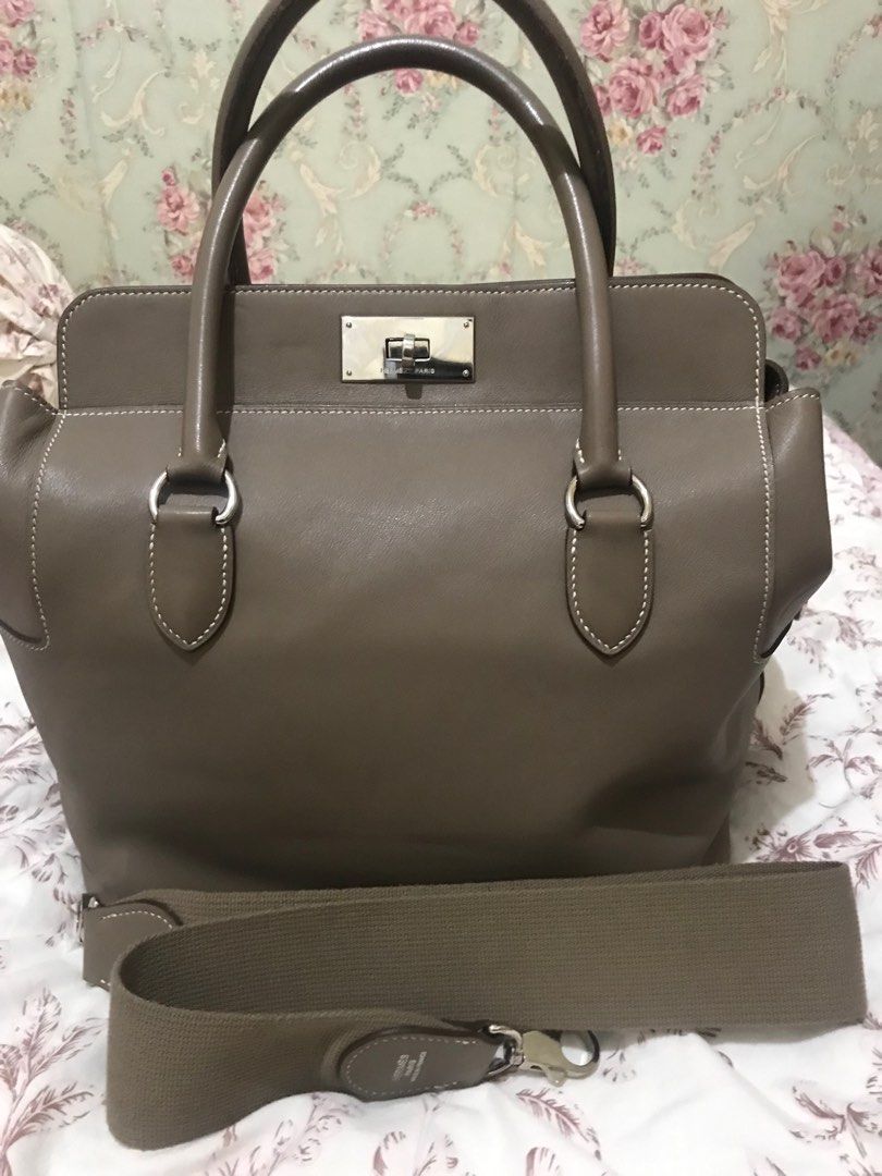 Hermes toolbox swift 26 etoupe, Fesyen Wanita, Tas & Dompet di Carousell