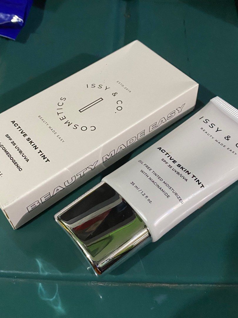 Issy & Co. Active Skin Tint in Sand, Beauty & Personal Care, Face, Face ...