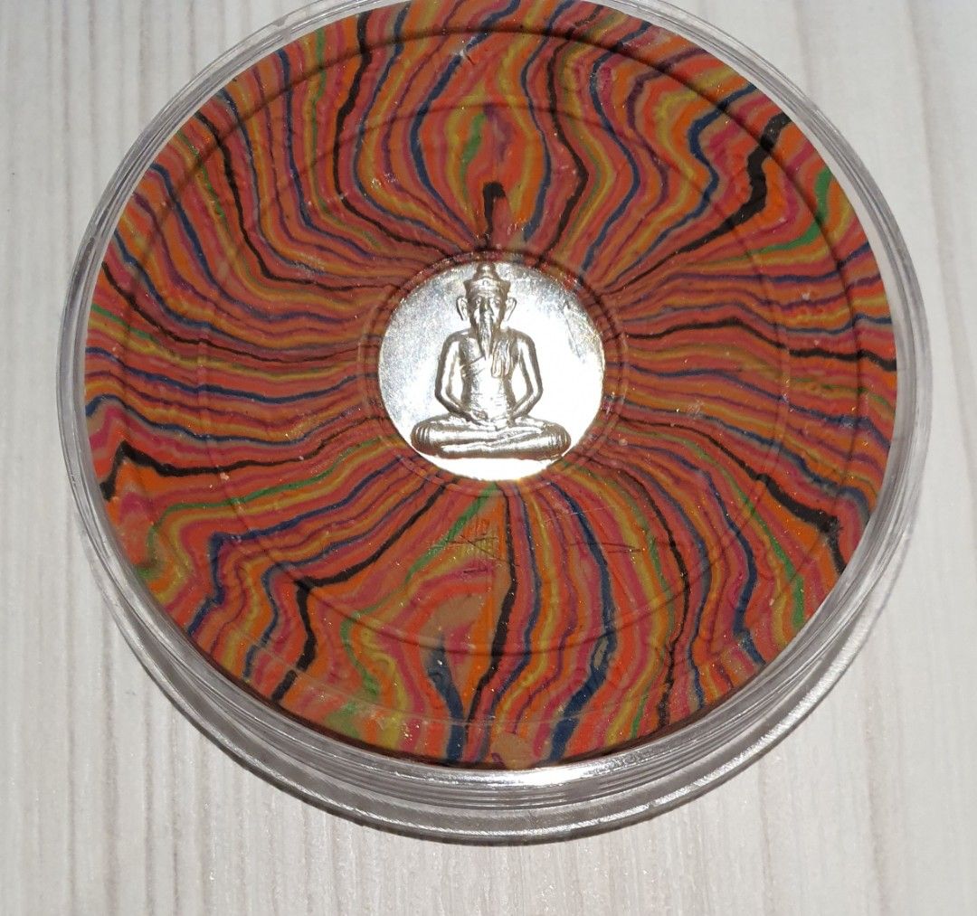 khun phantharak ratchadet amulets, Hobbies & Toys, Memorabilia ...