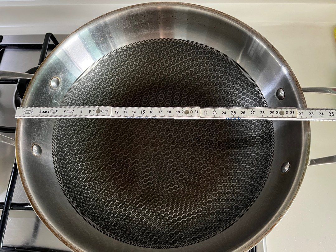 La Gourmet 32cm stainless steel wok cover, Furniture & Home Living ...