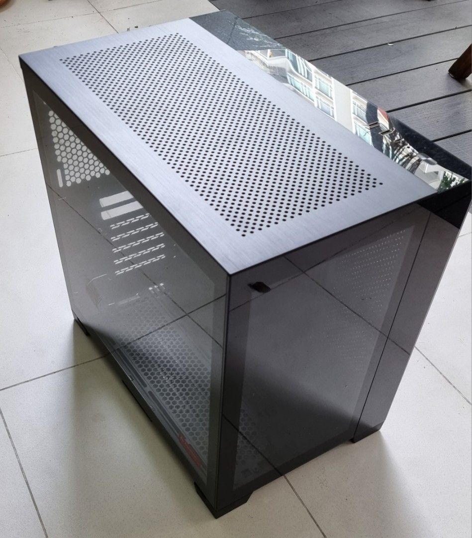 Lian Li 011 Dynamic mini case, Computers & Tech, Parts & Accessories ...