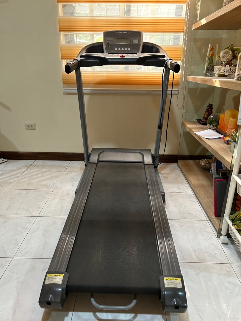 Life Gear Treadmill, Sports Equipment, Exercise & Fitness, Cardio ...