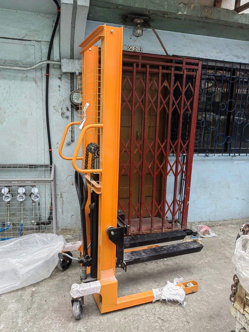 Lifter Stacker, Commercial & Industrial, Construction Tools & Equipment ...