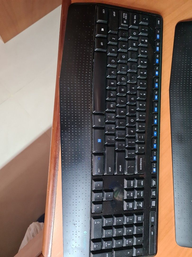 Logitech Keyboard And Mouse Computers Tech Parts Accessories Computer Keyboard On Carousell