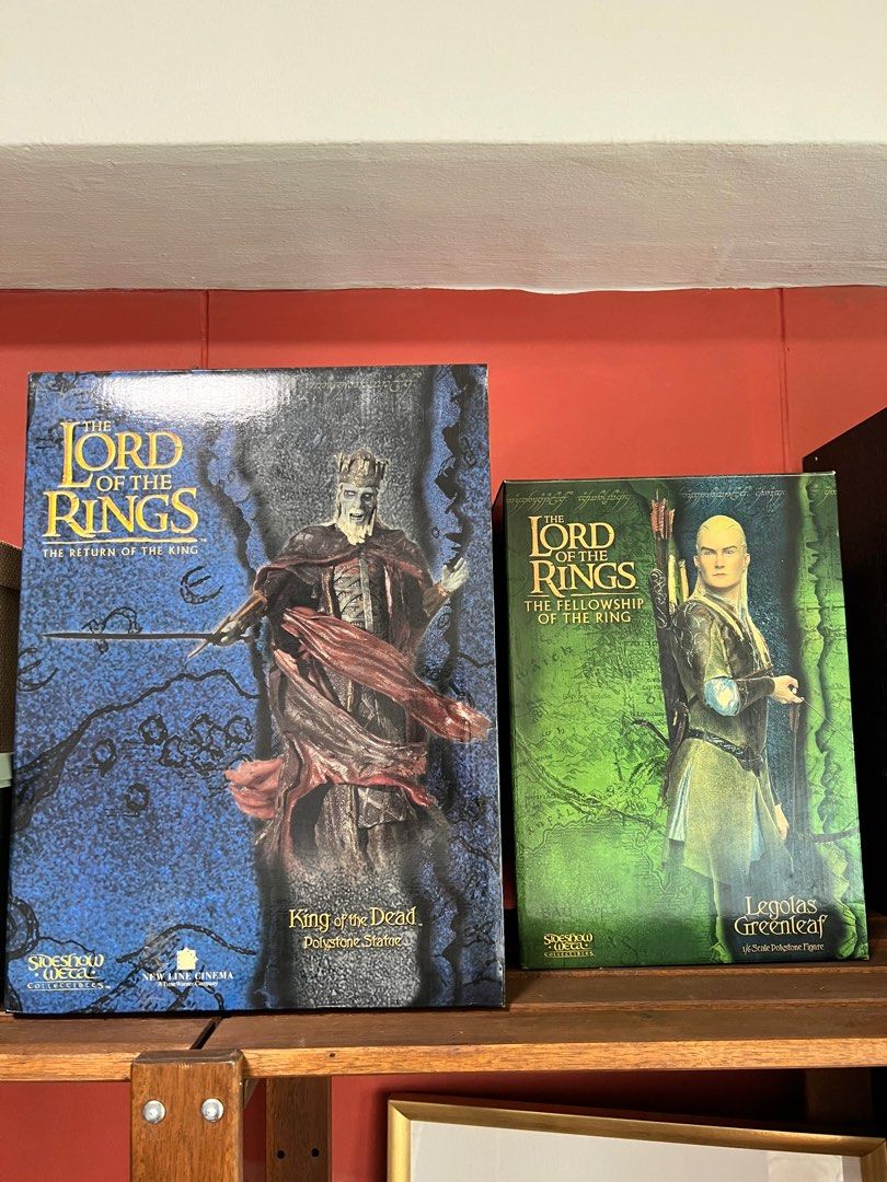 LOTR King of the Dead & Legolas Busts, Hobbies & Toys, Memorabilia ...