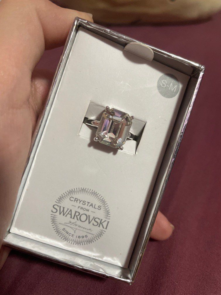 Lovisa Ring Swarovski Crystal, Women's Fashion, Jewelry & Organisers ...