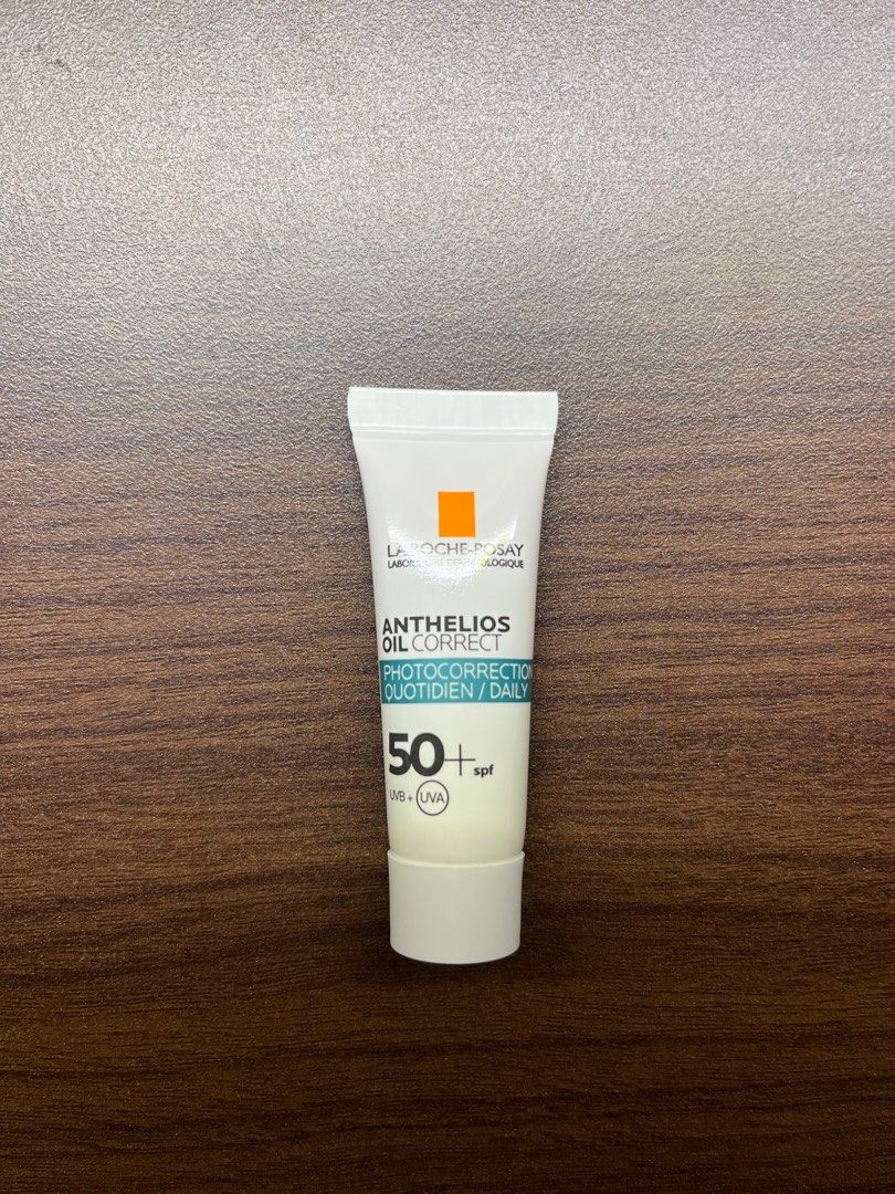 Mini La Roche Posay Anthelios Oil Correct SPF 50+ (travel size), Beauty ...