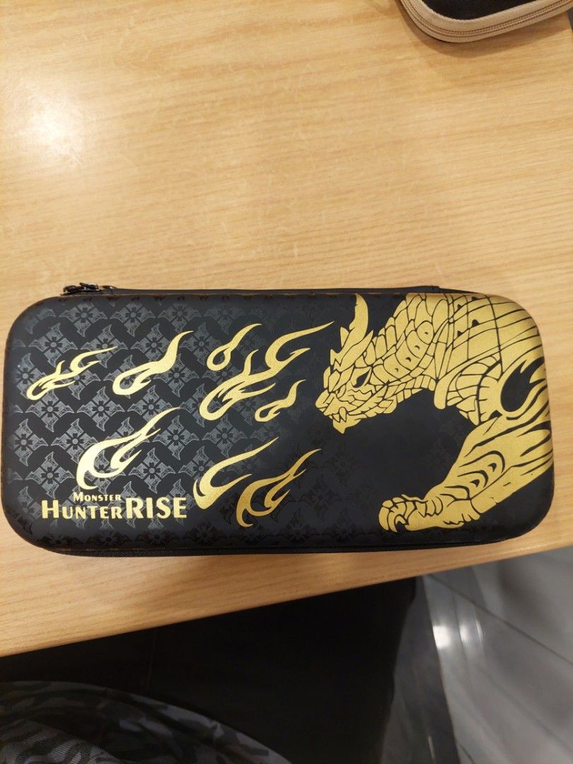 Monster Hunter Rise Switch V2 Hard Case, Video Gaming, Gaming ...