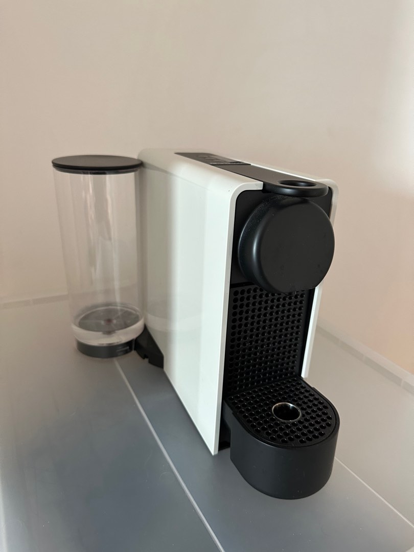 Nespresso Essenza Plus, Furniture & Home Living, Kitchenware ...