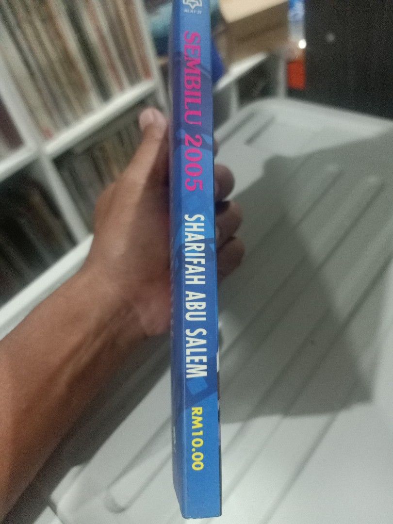 Novel Cinta Melayu Lama Sembilu 2005 Hobbies And Toys Books