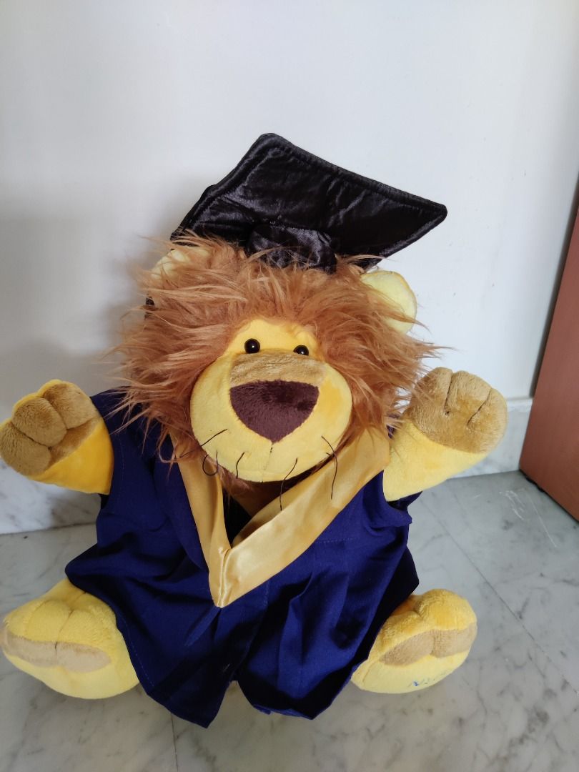 NUS graduation Lion plush, Hobbies & Toys, Toys & Games on Carousell