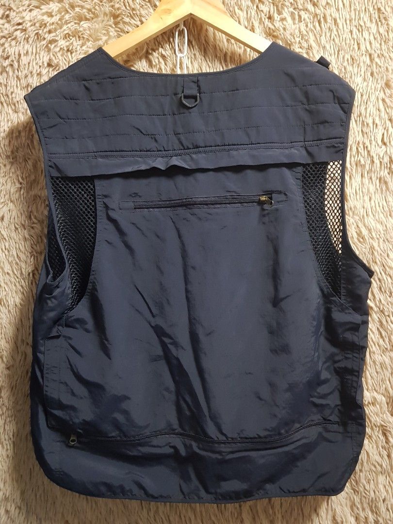 Outdoor Vest, Men's Fashion, Coats, Jackets and Outerwear on Carousell