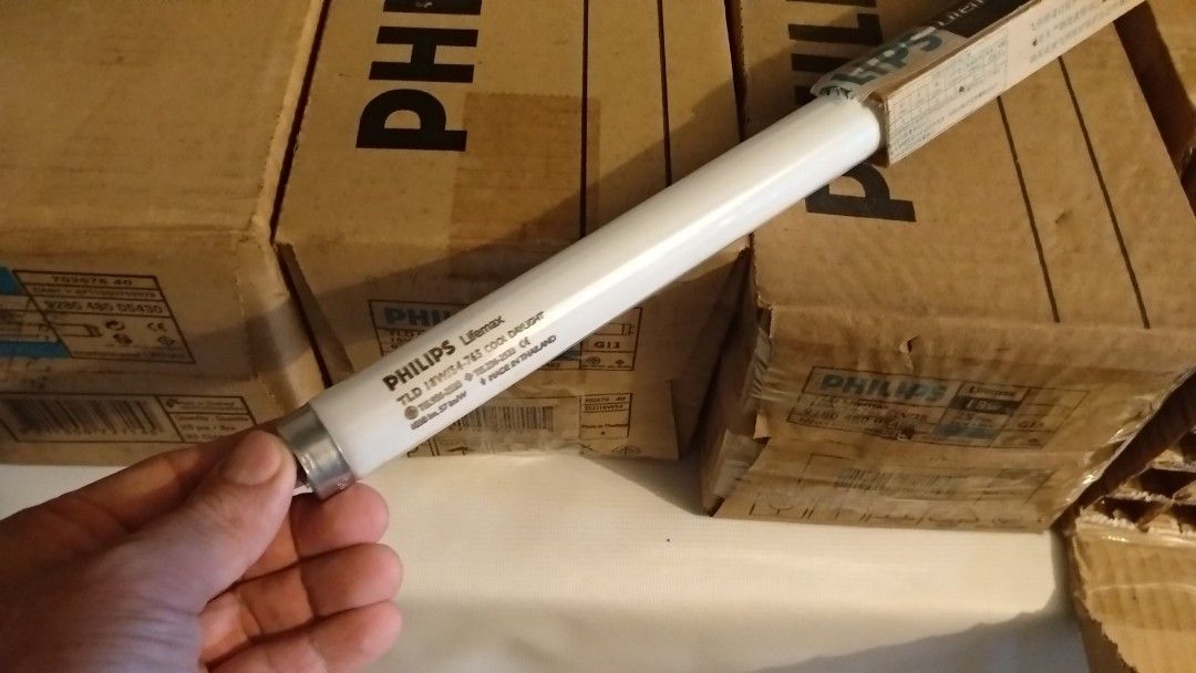 Philips fluorescent tube TLD 18w/54-765, Furniture & Home Living ...