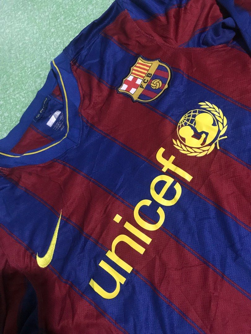 PO NIKE Team Football Unicef Small, Men's Fashion, Tops & Sets, Tshirts ...