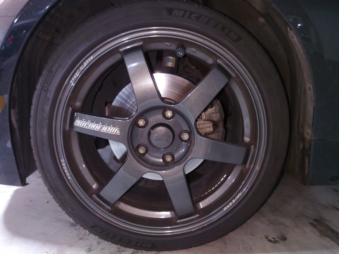 Rays TE37 Saga 18x8 et45, 18x8.5 et36, 120pcd, Car Accessories, Tyres ...