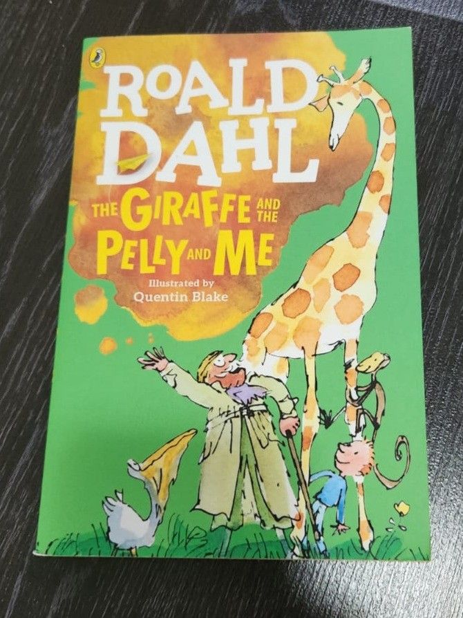 Roald Dahl - The Giraffe and the Pelly and Me, Hobbies & Toys, Books ...