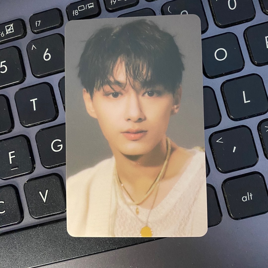 seventeen jun photocard face the sun weverse ver qr, Hobbies & Toys ...