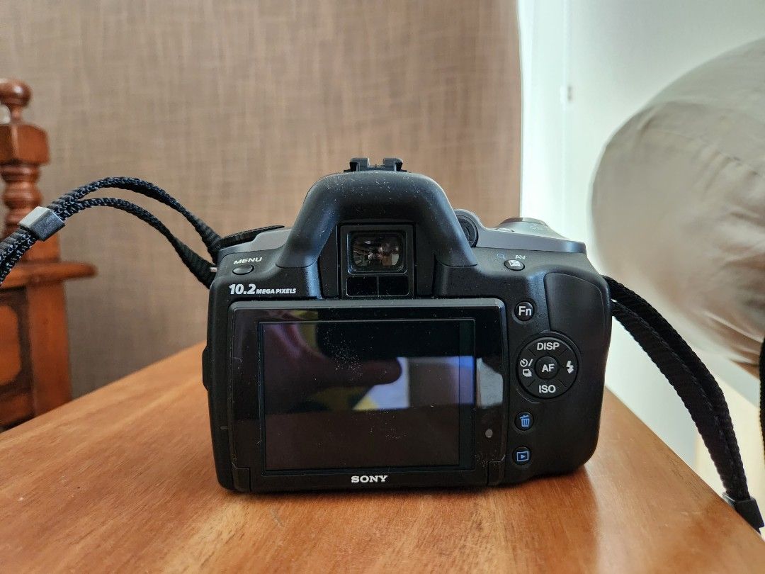 Sony alpha 330 camera (body + lens), Photography, Cameras on Carousell