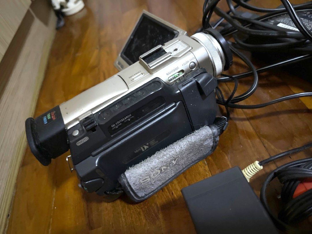 Sony Mini DV camera, Photography, Video Cameras on Carousell