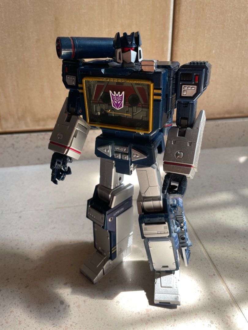 Sound wave transformer from masterpiece, Hobbies & Toys, Toys & Games ...