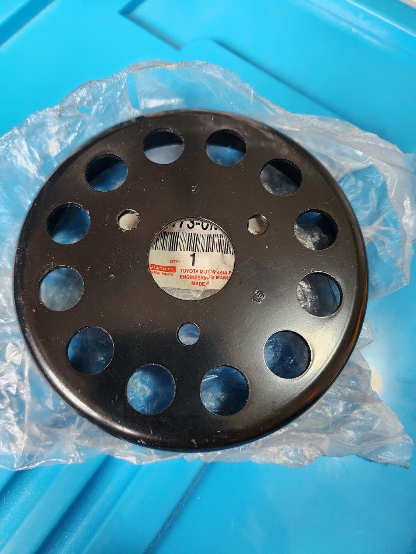 Toyota water pump pulley (16173-0M010, Car Accessories, Accessories on ...